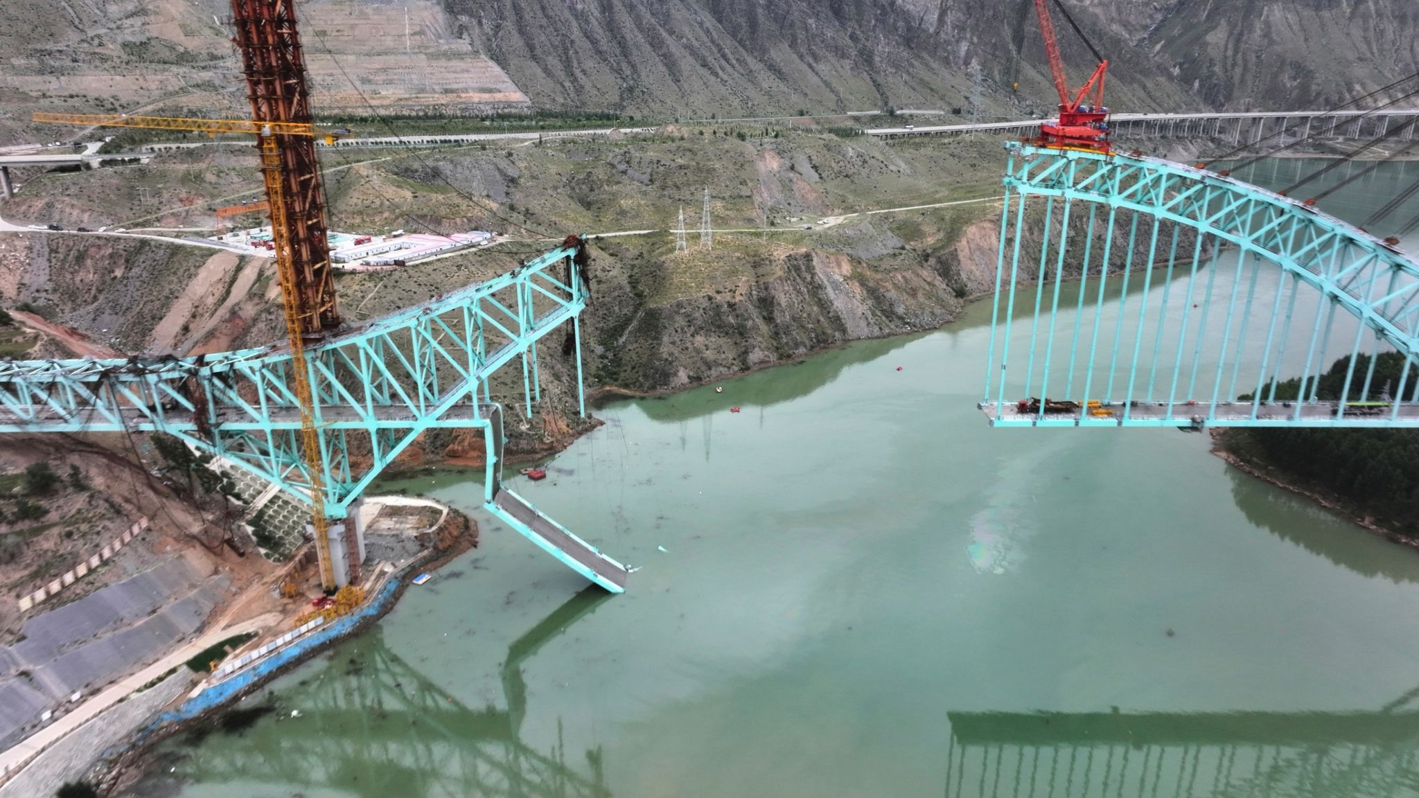 Multiple workers dead after 'tensioning operation' causes bridge in ...