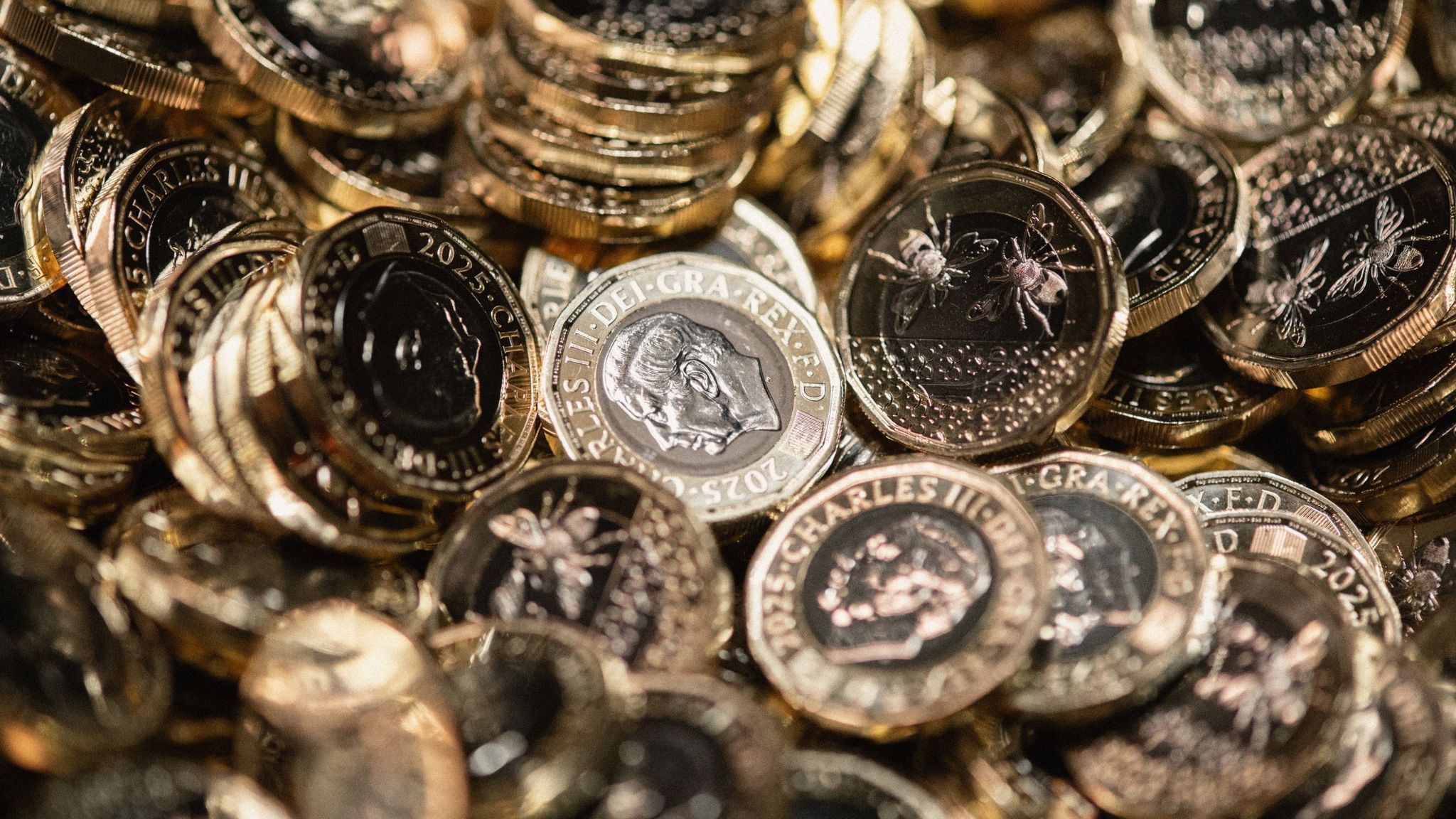 Final batch of rare Queen Elizabeth II coins to enter circulation | UK ...