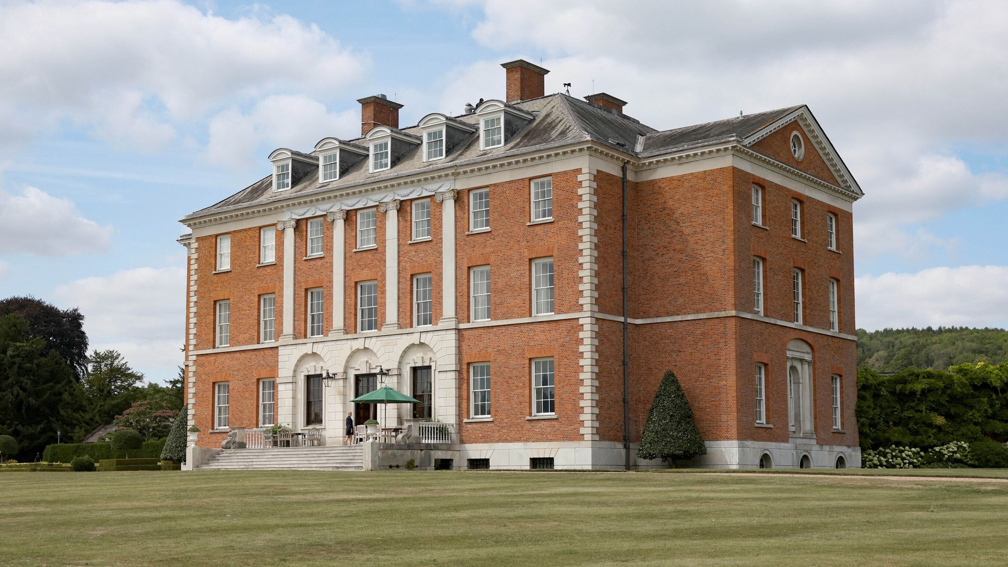 Chevening is the ultimate ministerial perk – but the foreign secretary's mansion has an ungodly ...