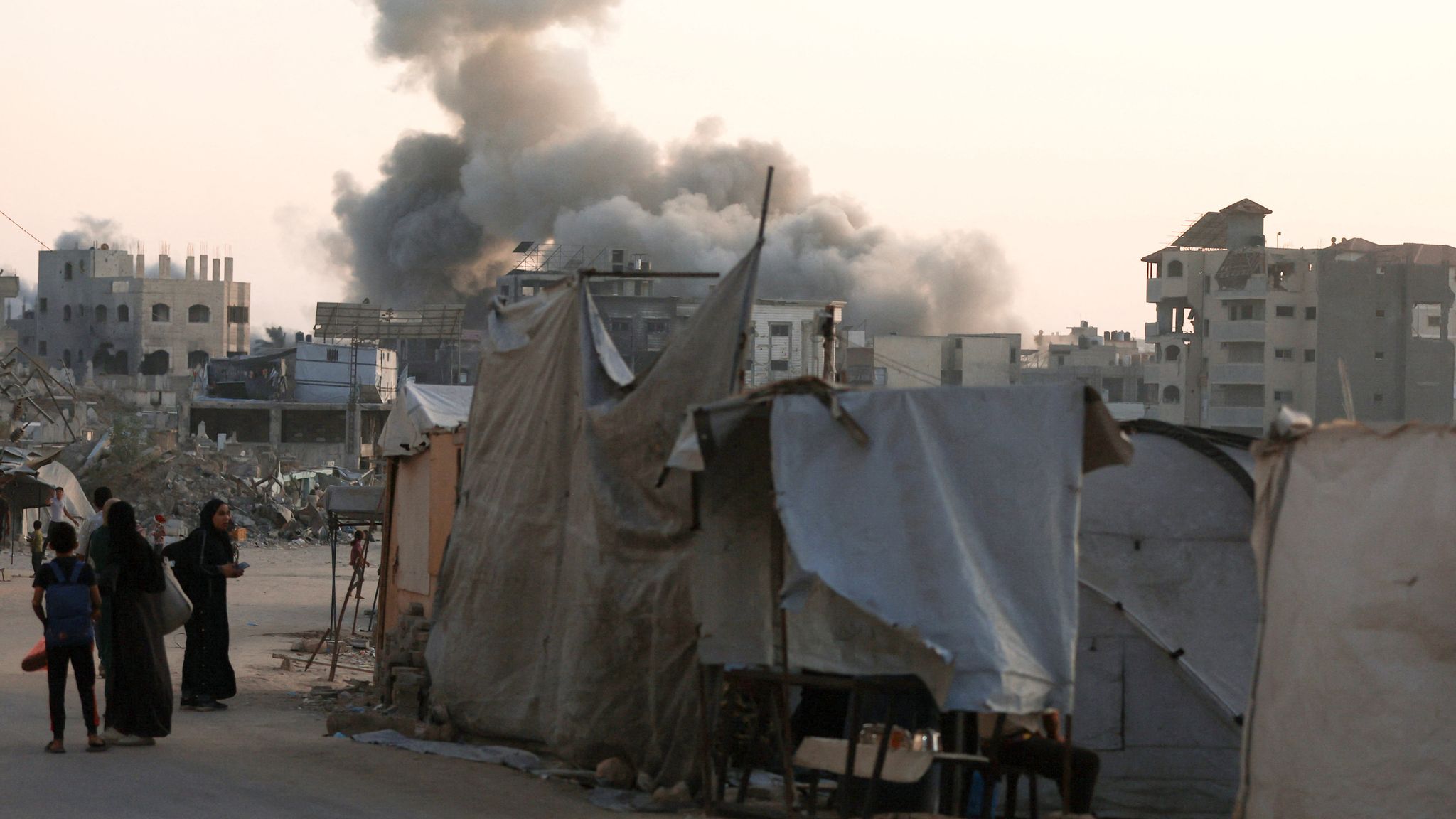 Israel begins first stages of Gaza City takeover operation - as UK ...
