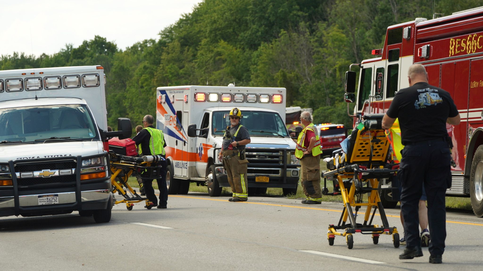 Five killed after tour bus returning to New York City from Niagara ...