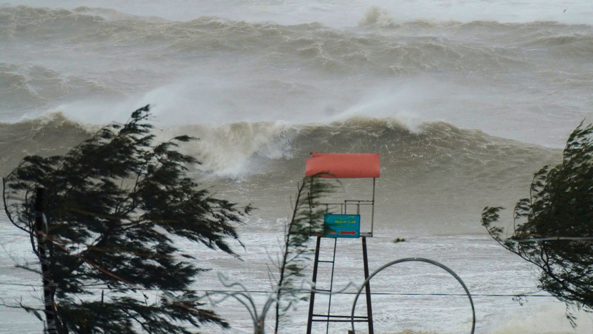Three people killed and more than a dozen injured as Typhoon Kajiki ...