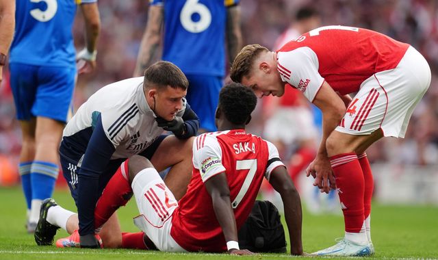 Arsenal injuries: Bukayo Saka and Martin Odegaard taken off against ...