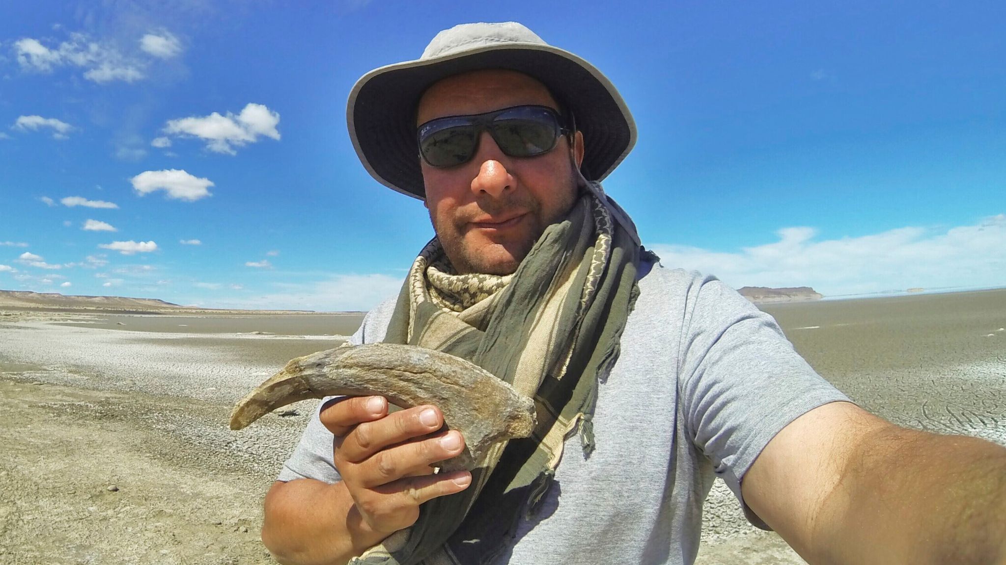 Scientists discover new dinosaur in Argentina with crocodile bone in ...