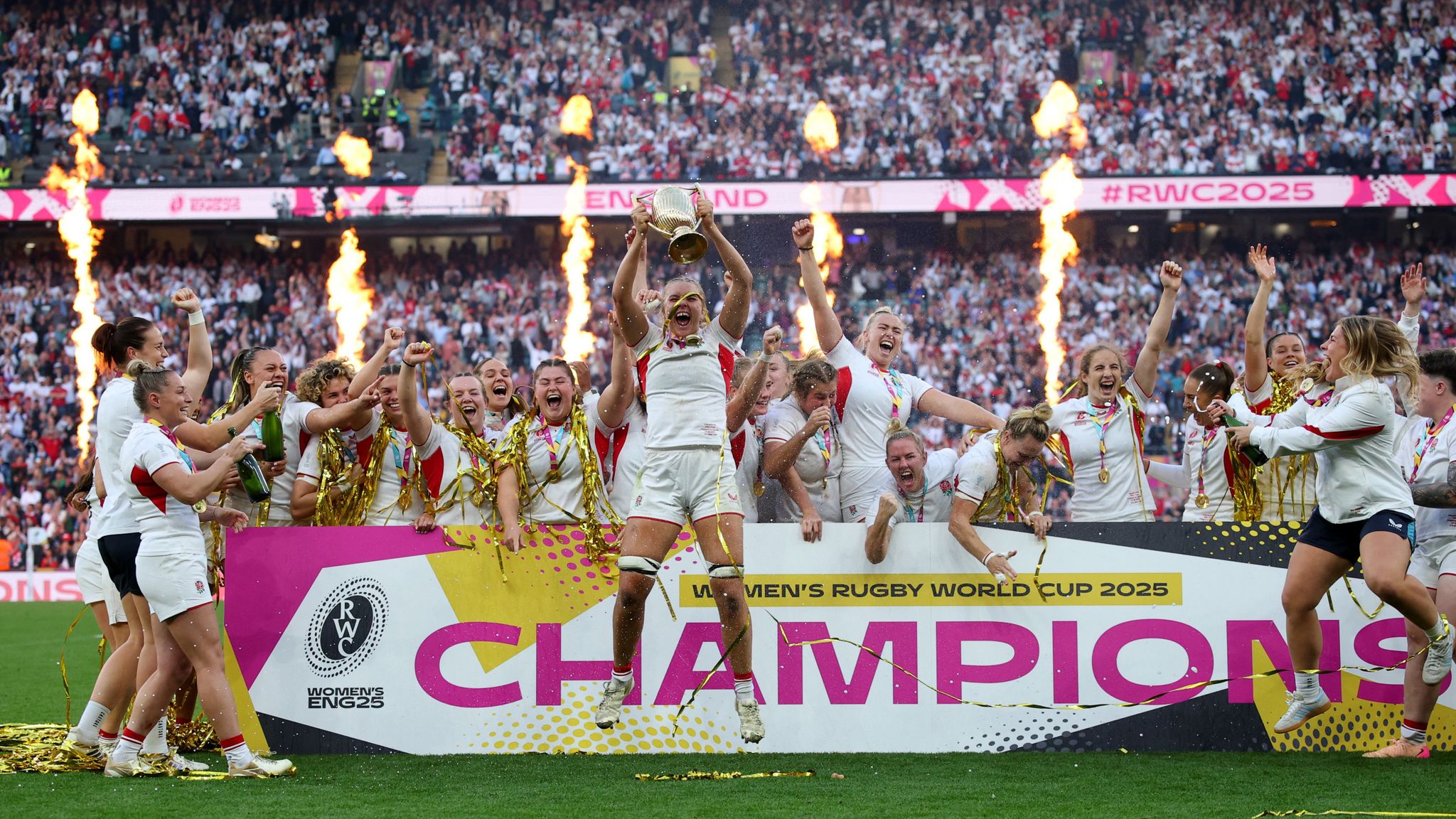 Royals - and Russell Crowe - lead congratulations for England's Women's ...