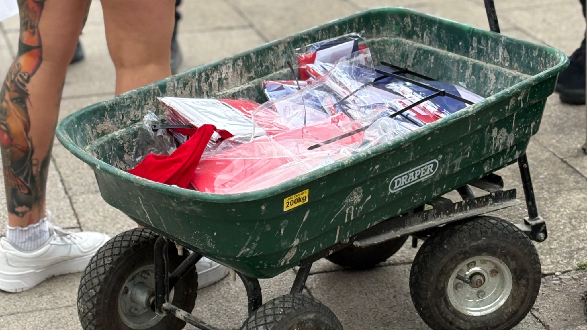 On the streets with England's flag-raisers - as one claims link to ...