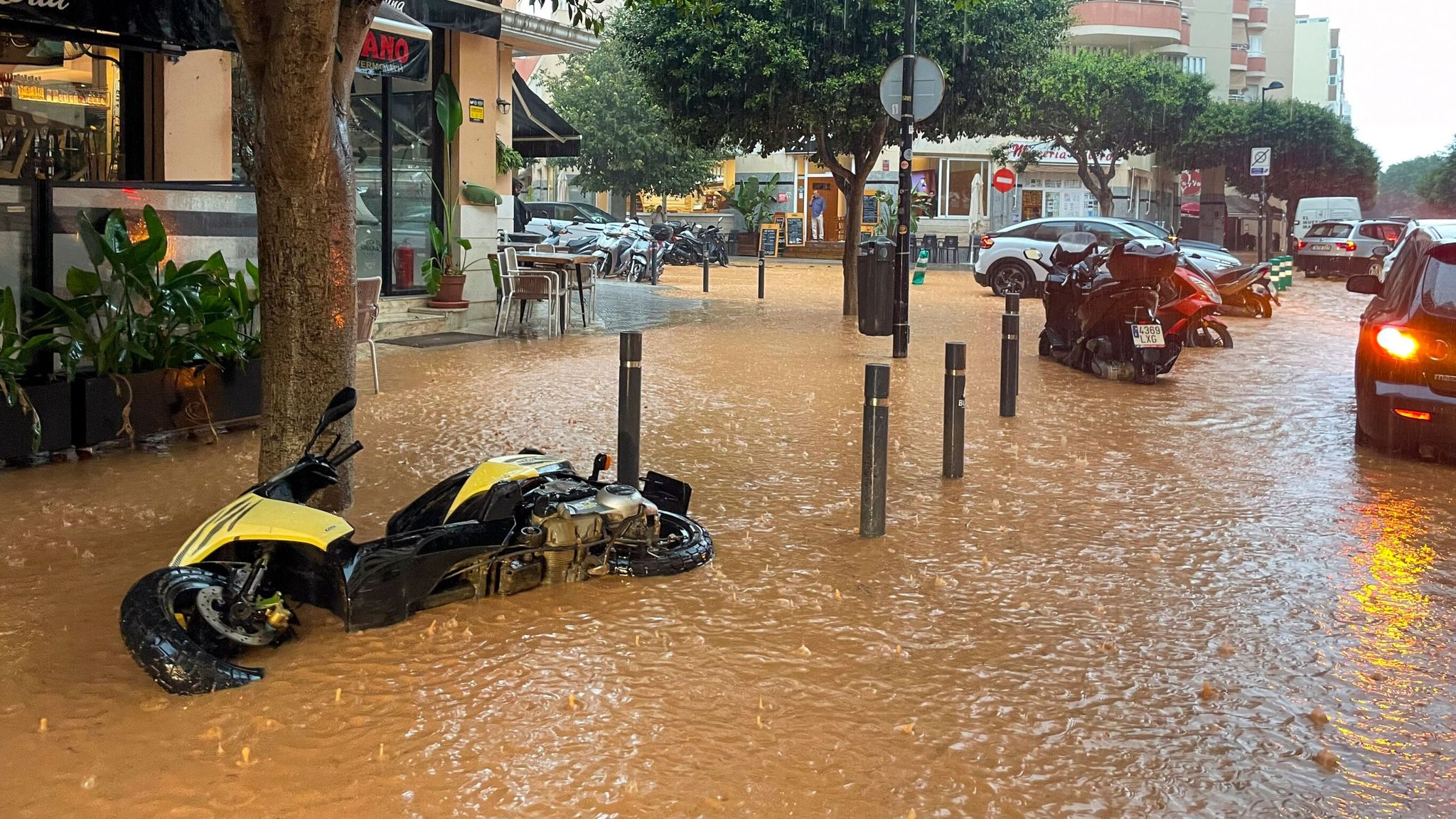 Spain: Ibiza and Formentera hit by widespread flooding as red alert ...