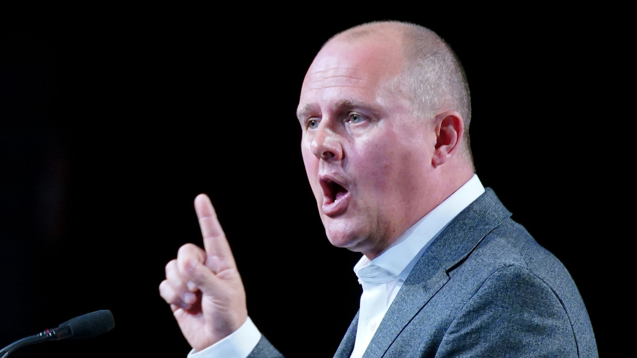 Tax the rich to thwart Reform, TUC chief urges Labour | Politics News ...