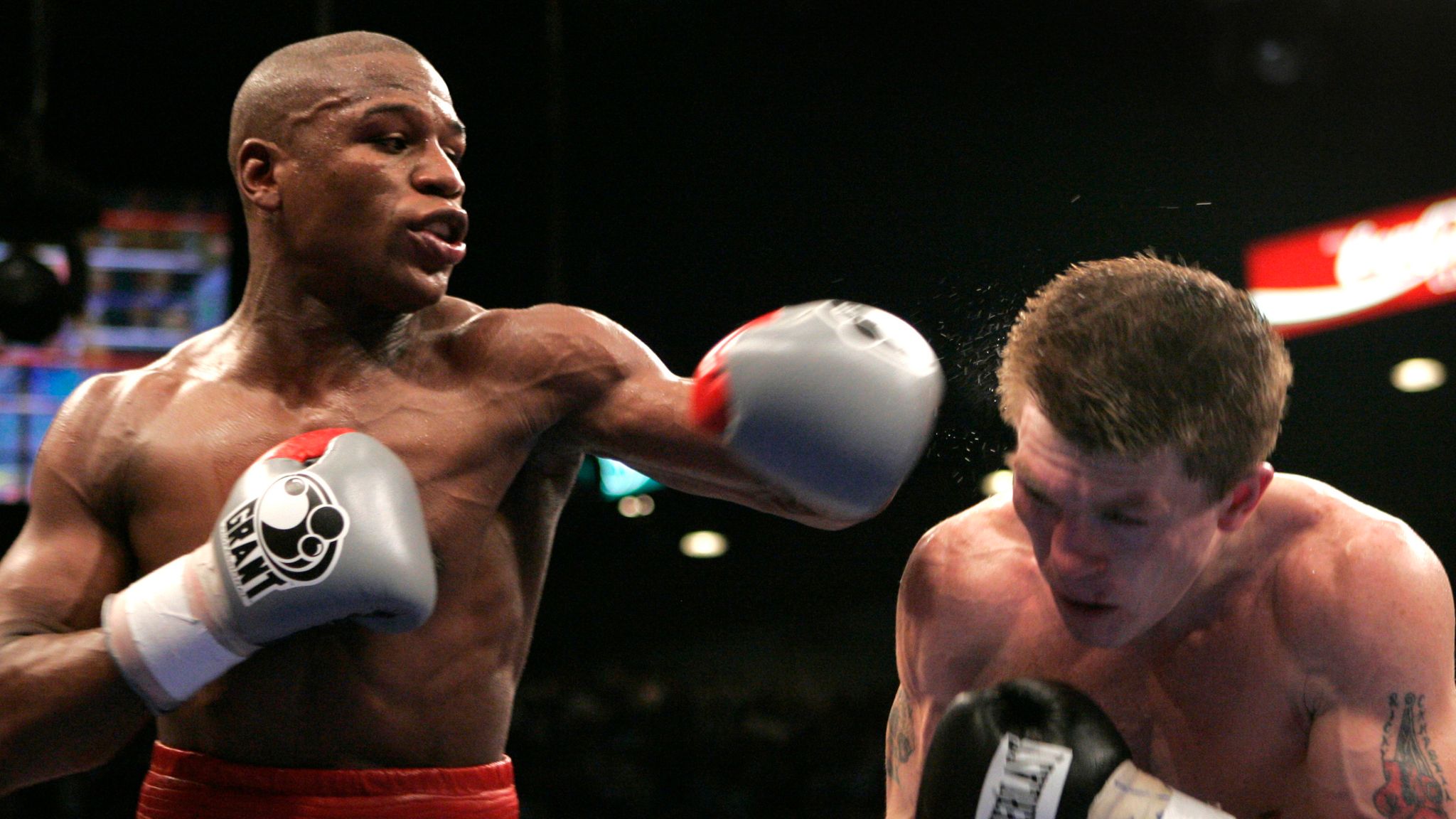 Former world champion boxer Ricky Hatton has died aged 46 | UK News ...