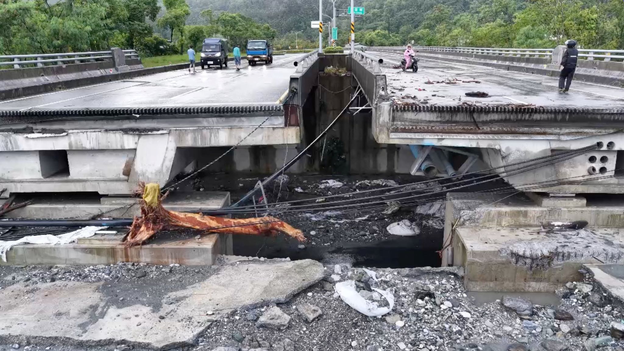 Ferocious wind and rain as super typhoon brings megacities to a ...