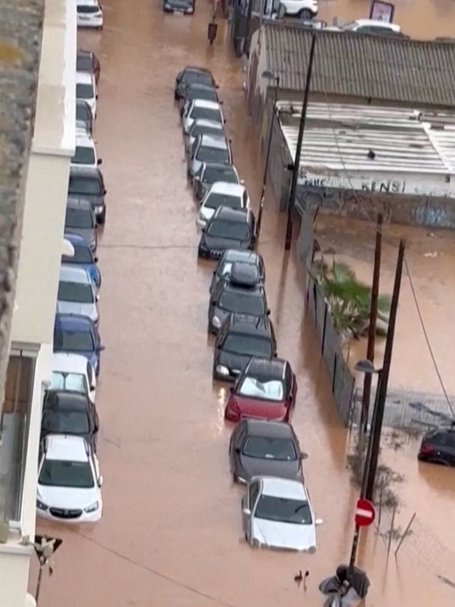 Spain: Ibiza and Formentera hit by widespread flooding as red alert ...