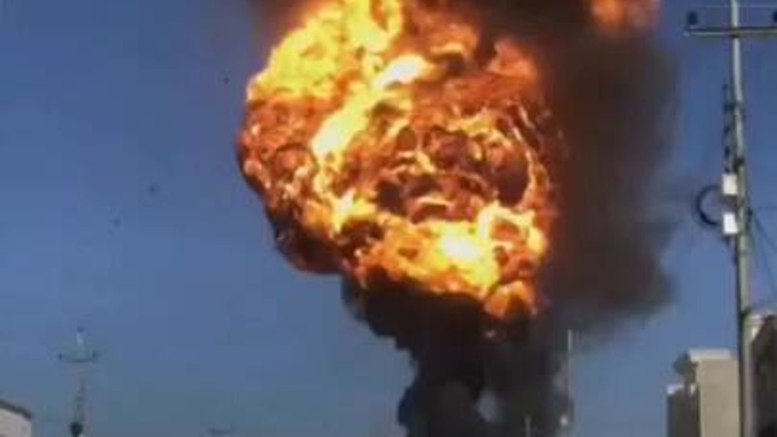 Massive fireball erupts after explosion at petrol station in Iraq ...