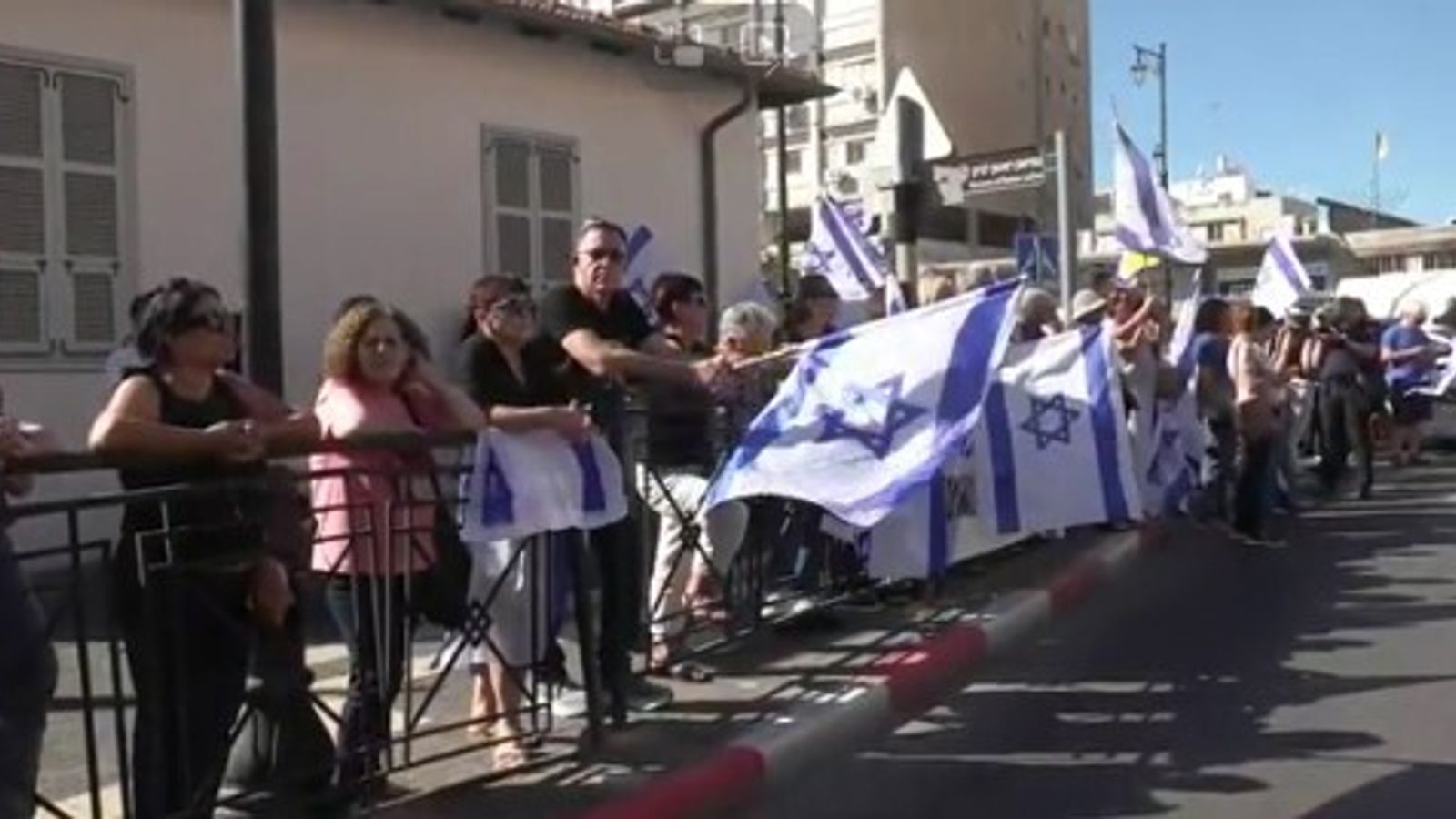 Public funeral procession for Israeli hostage whose body was returned ...
