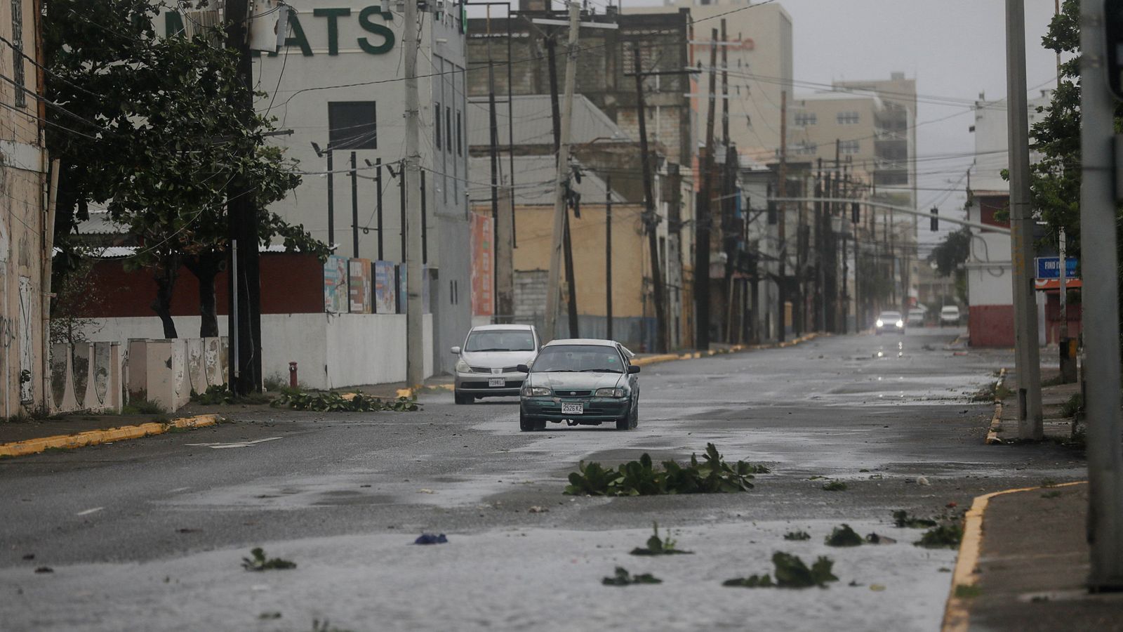 Hurricane Melissa live: 'Storm of century' makes landfall in Jamaica ...