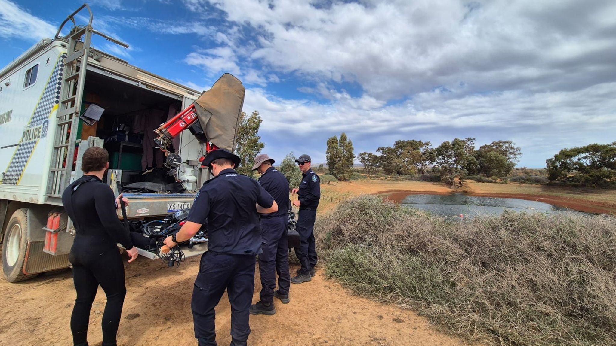 Major search for boy, 4, missing in Australian outback for several days ...