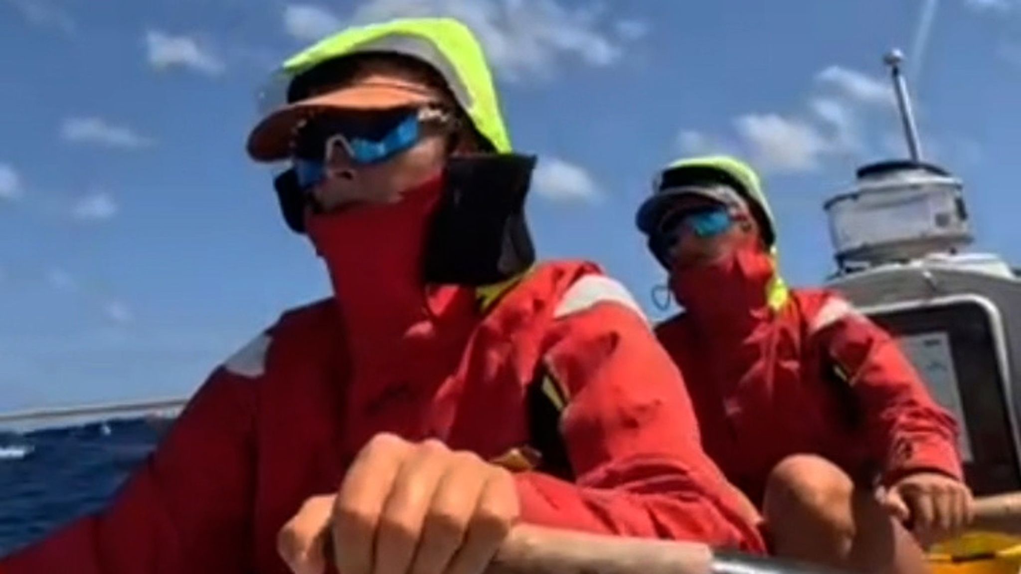 Two British women complete record-breaking row across Pacific Ocean ...