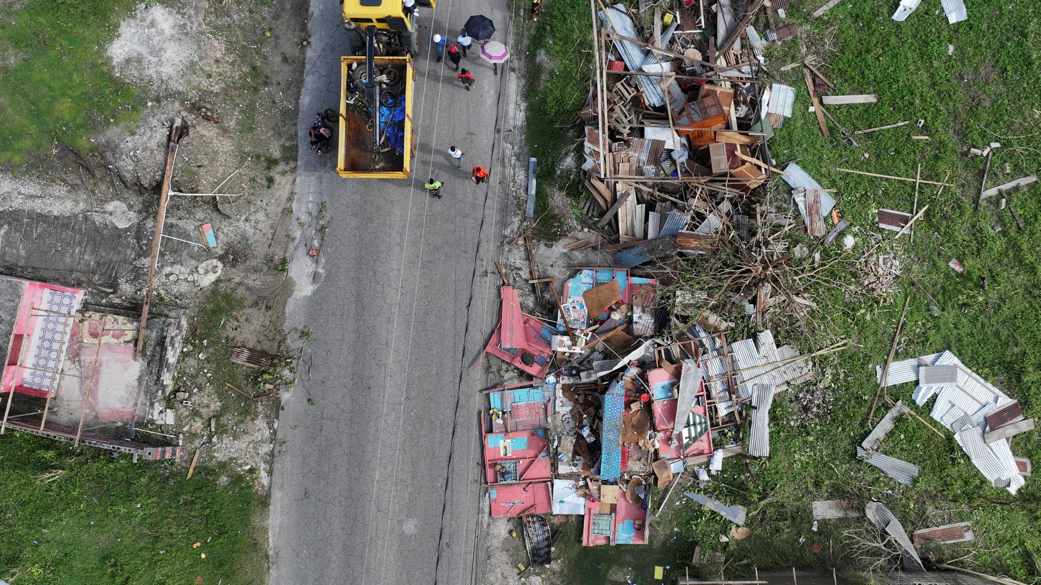 Dozens dead as 'unprecedented' Hurricane Melissa rips through Caribbean ...