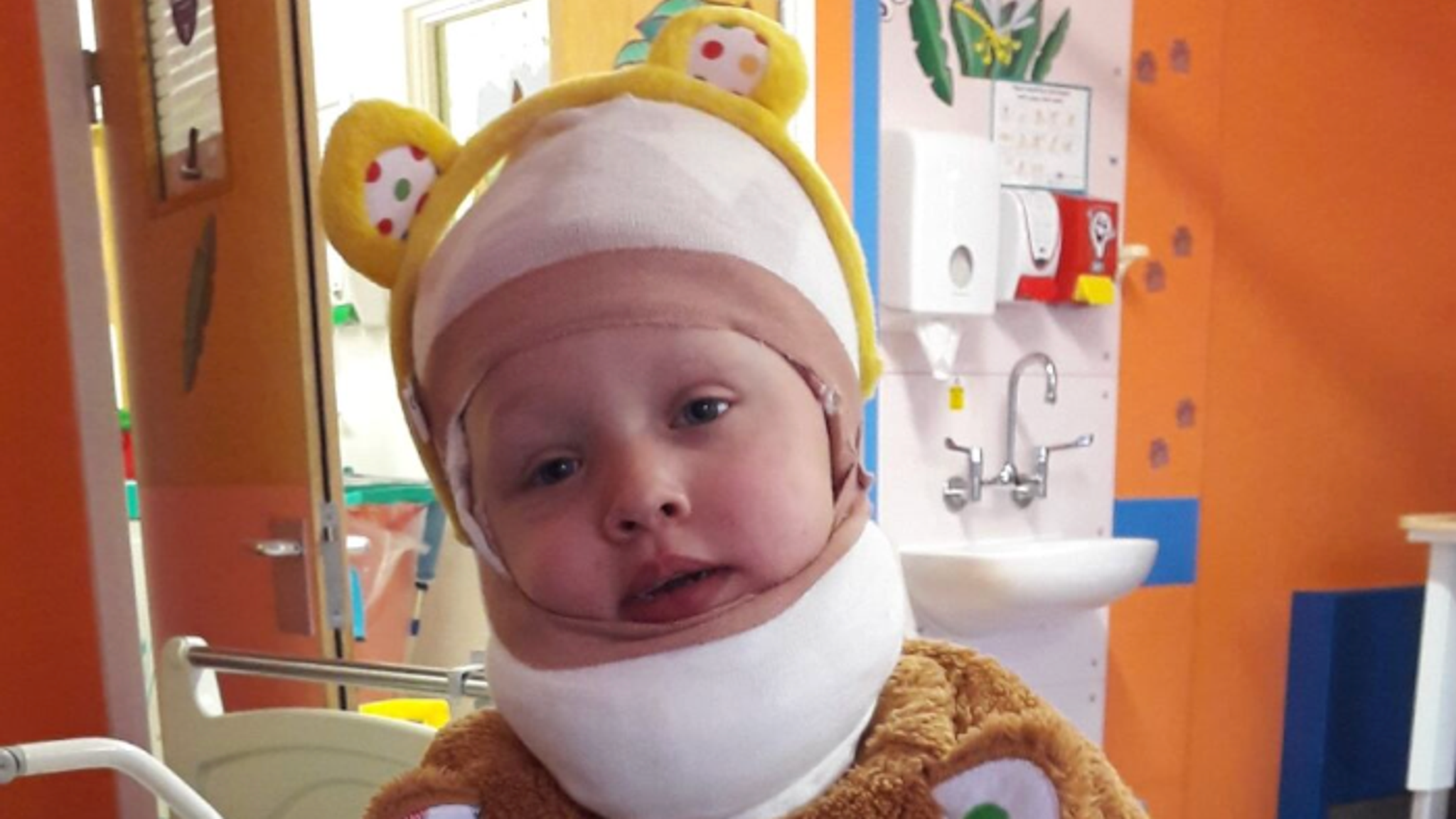 Mum issues Bonfire Night warning as number of children seriously ...