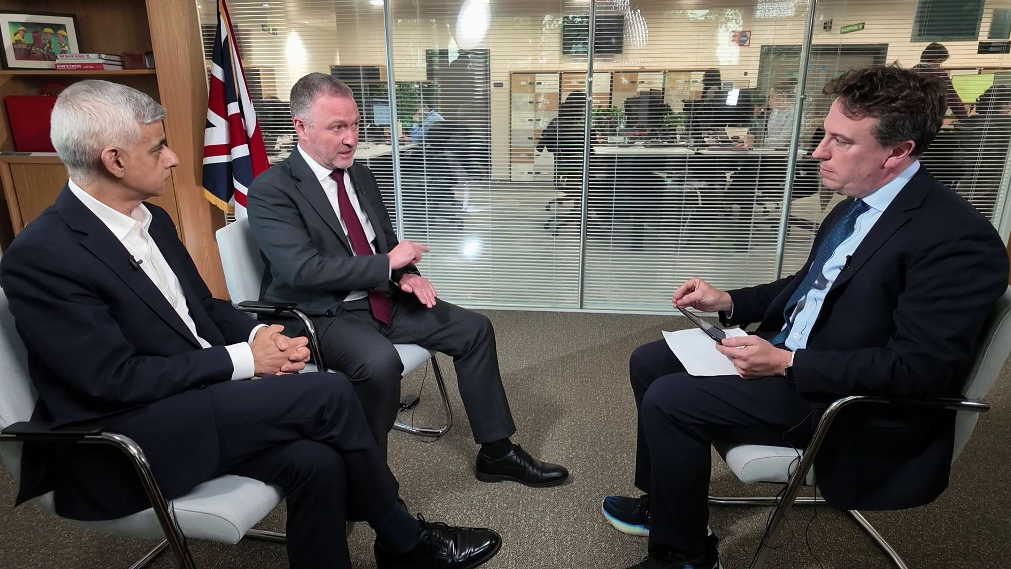 Govt forced to water down affordable housing targets as London property market 'in crisis ...