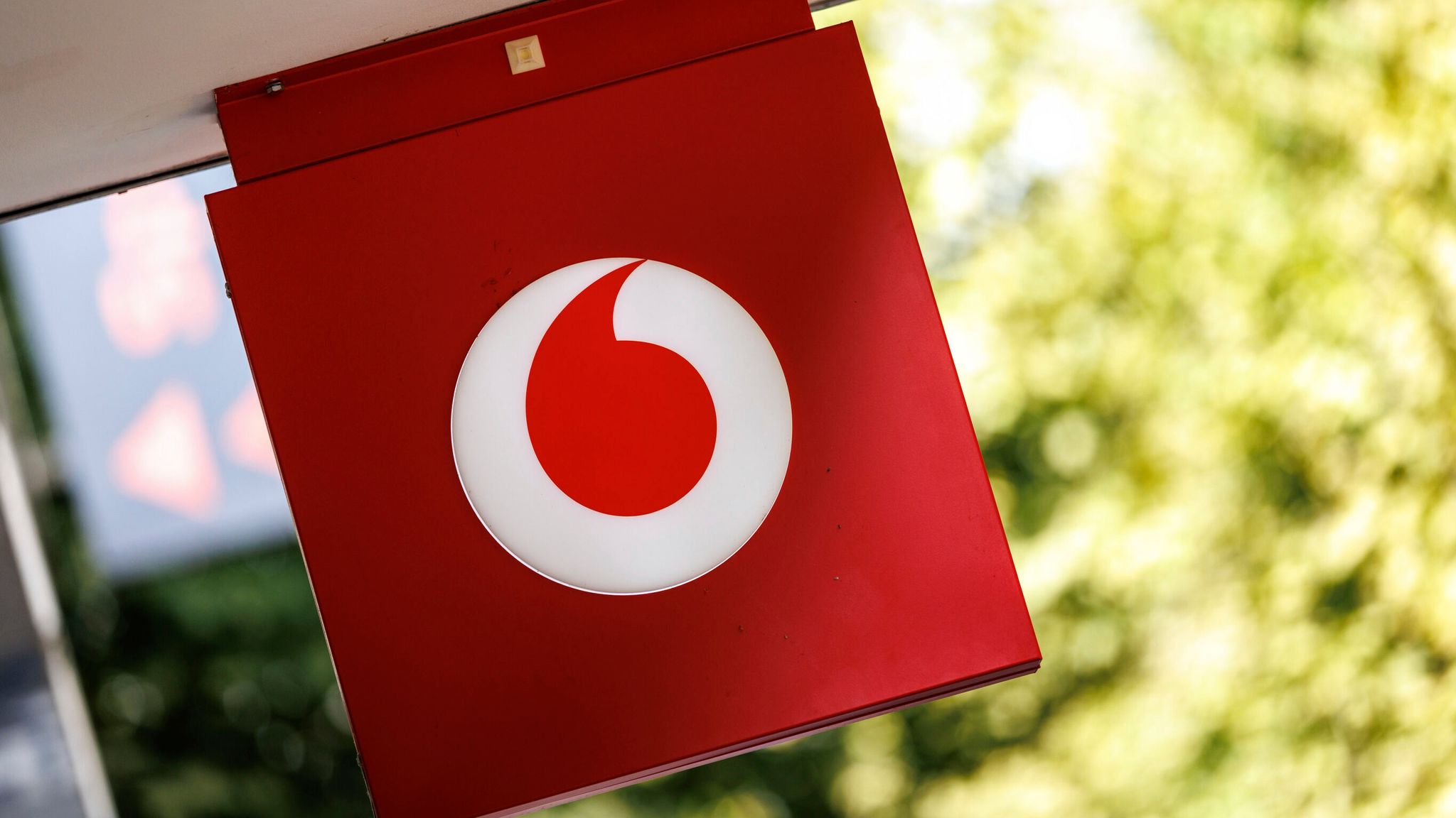 Vodafone internet services down for thousands of users | Science ...