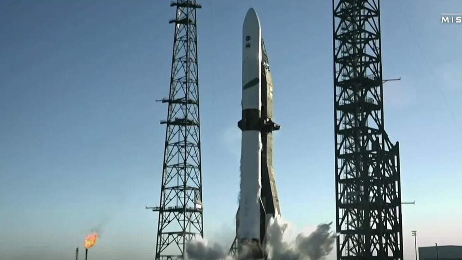 Jeff Bezos's space firm launches NASA mission to Mars | News UK Video ...