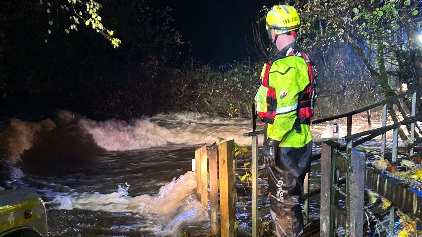 Major incident declared in parts of Wales after flooding triggers ...