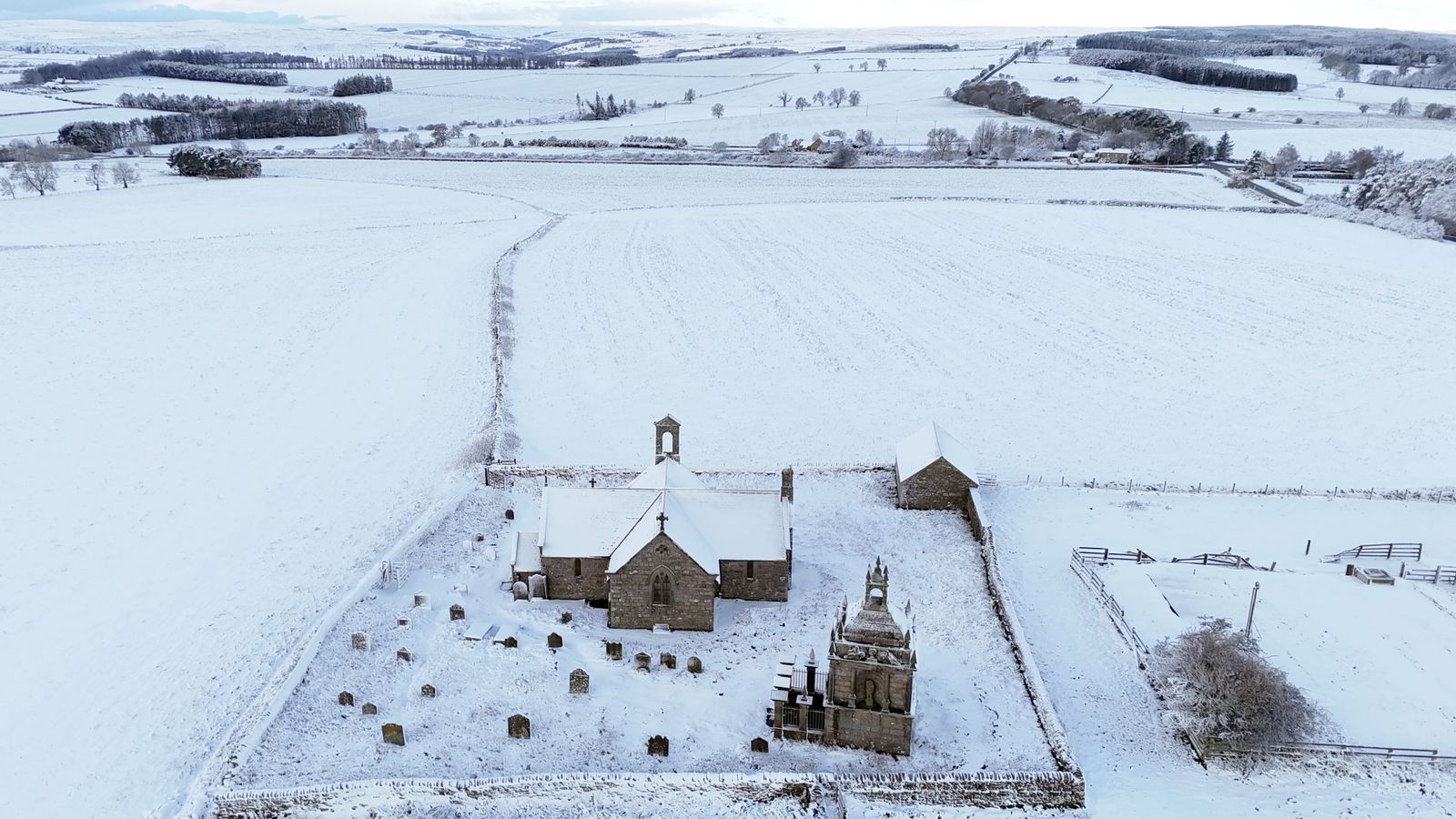 Weather warnings have been put in place as snow hits parts of the UK ...