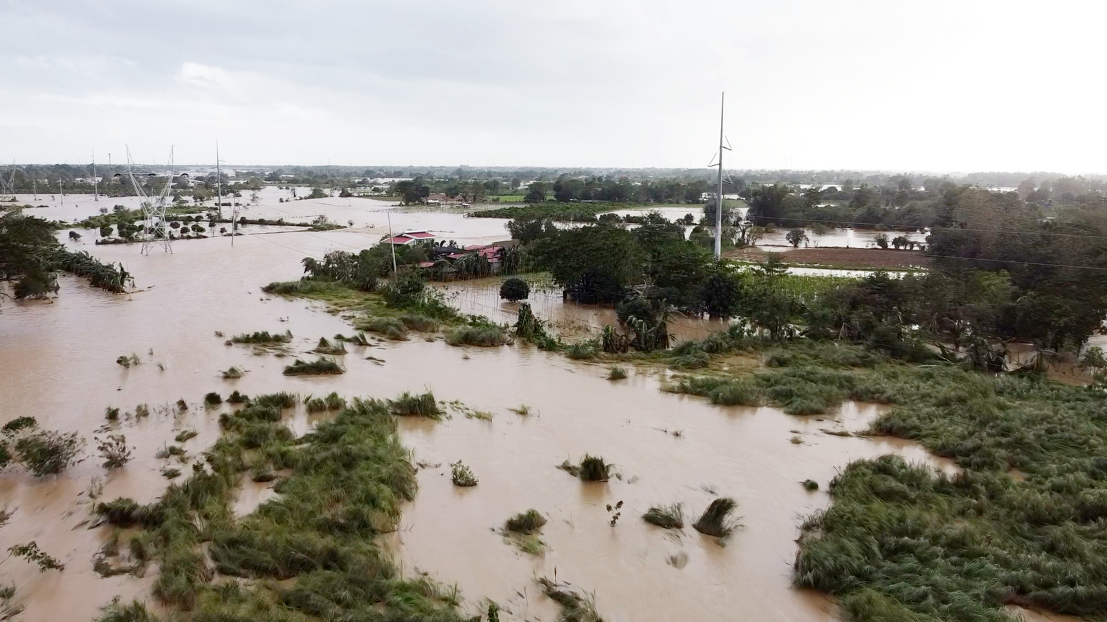 Philippines is prone to floods - but even experienced people were shocked by Super Typhoon Fung ...