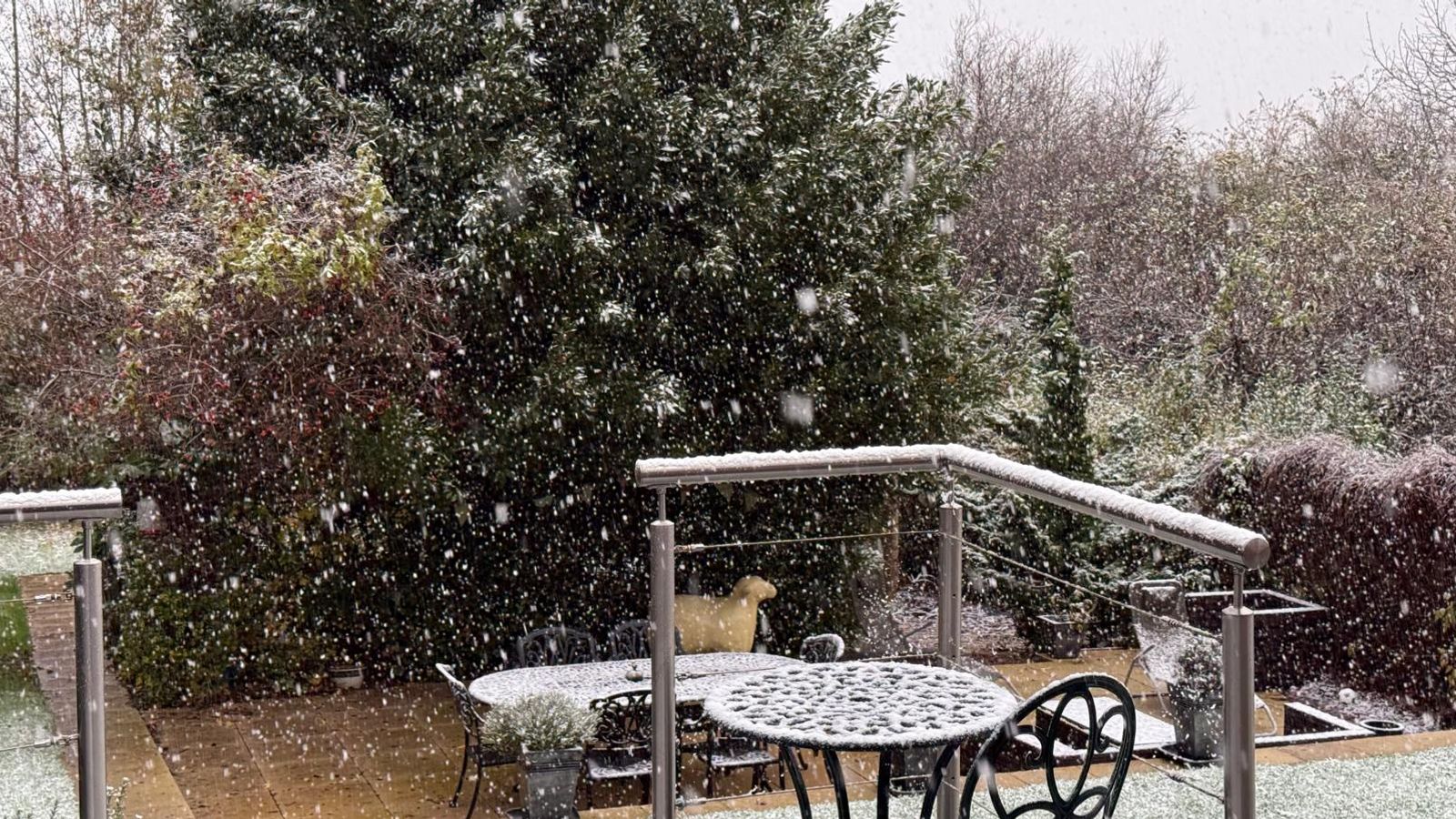 UK weather: Amber and new yellow Met Office warnings in place as parts ...