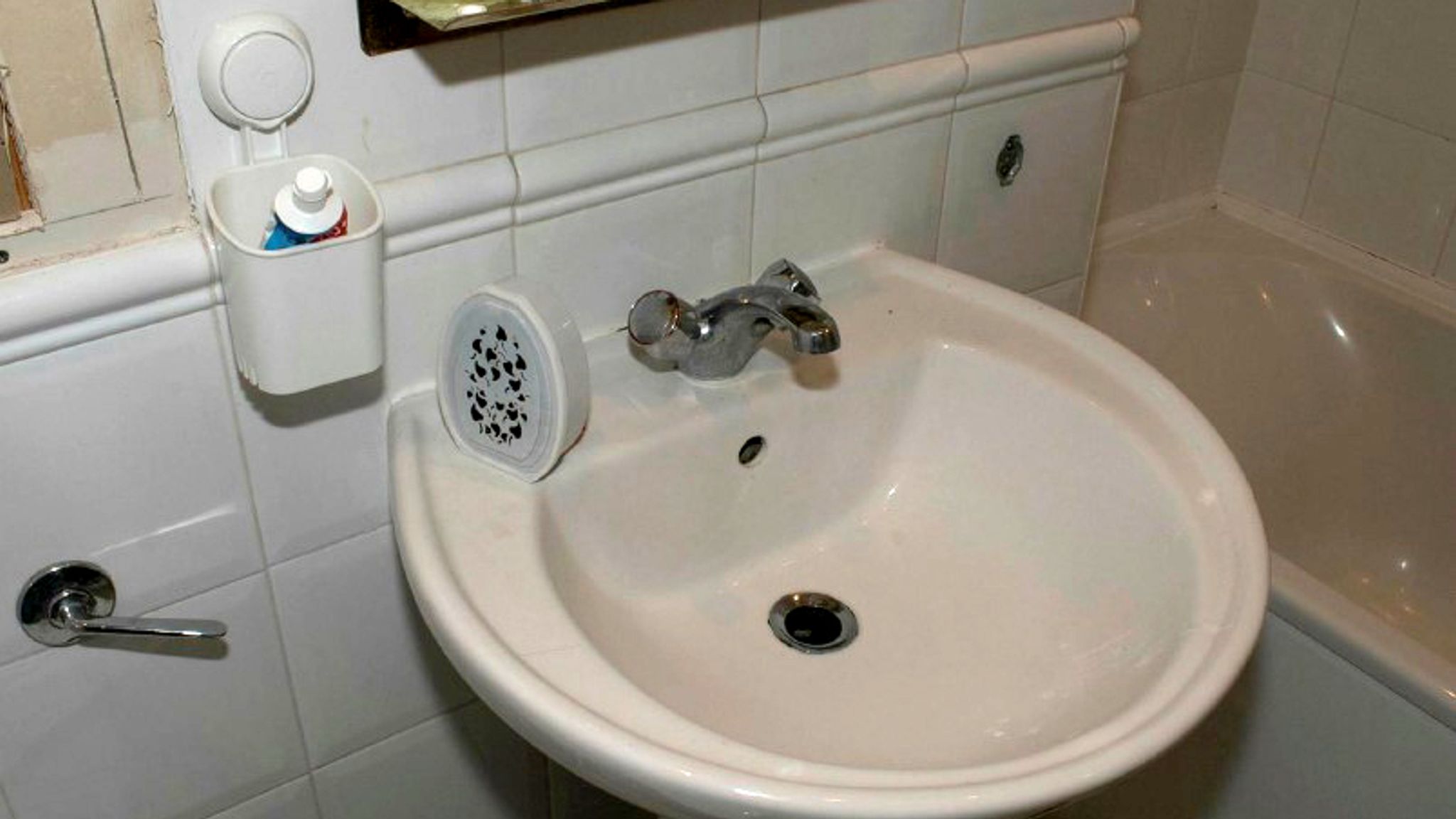 'Incredibly dangerous' sex offender Chao Xu jailed - as police say ...