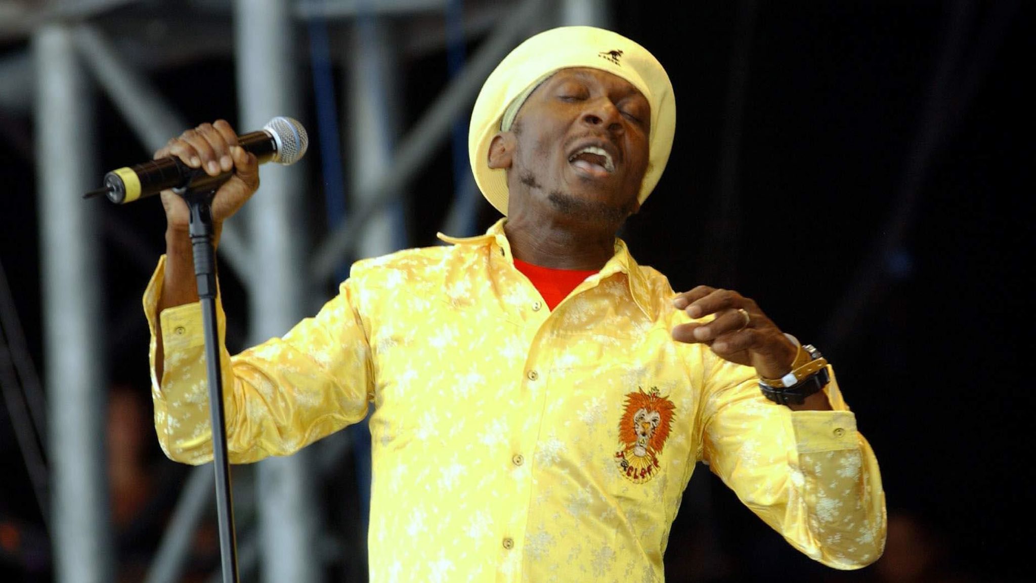 Jimmy Cliff: Reggae singer and actor dies | Ents & Arts News | Sky News