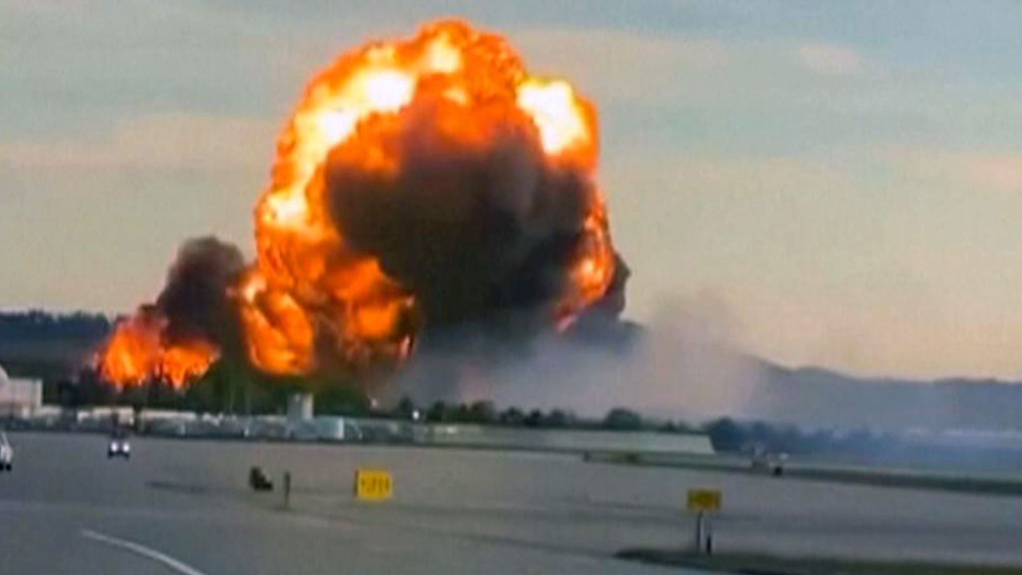 US aviation authority orders emergency ban on MD-11 flights after ...