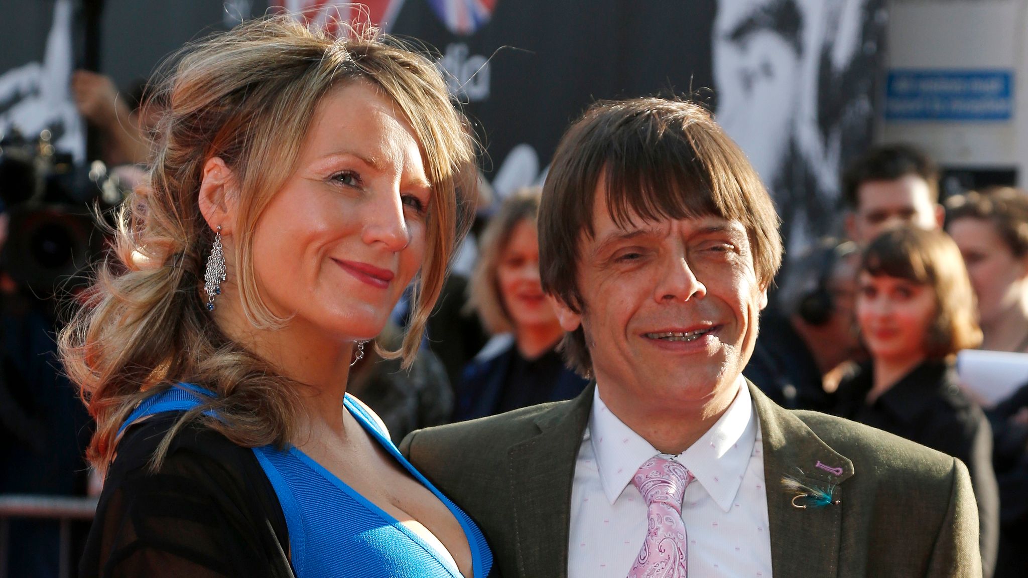 The Stone Roses bassist Gary 'Mani' Mounfield dies aged 63 | Ents ...