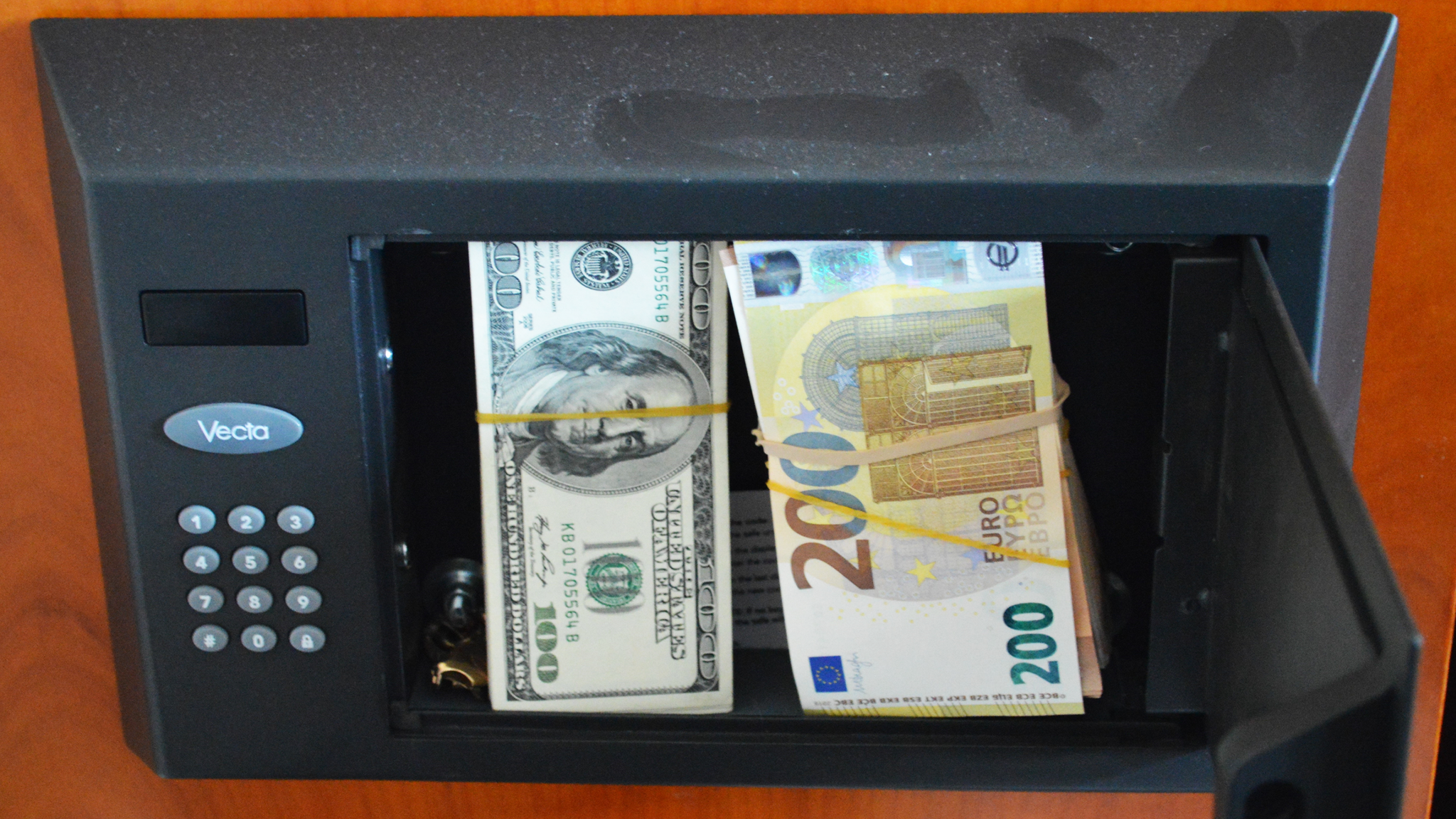 Reform UK's former Wales leader Nathan Gill jailed for accepting pro-Russian bribes | UK News ...