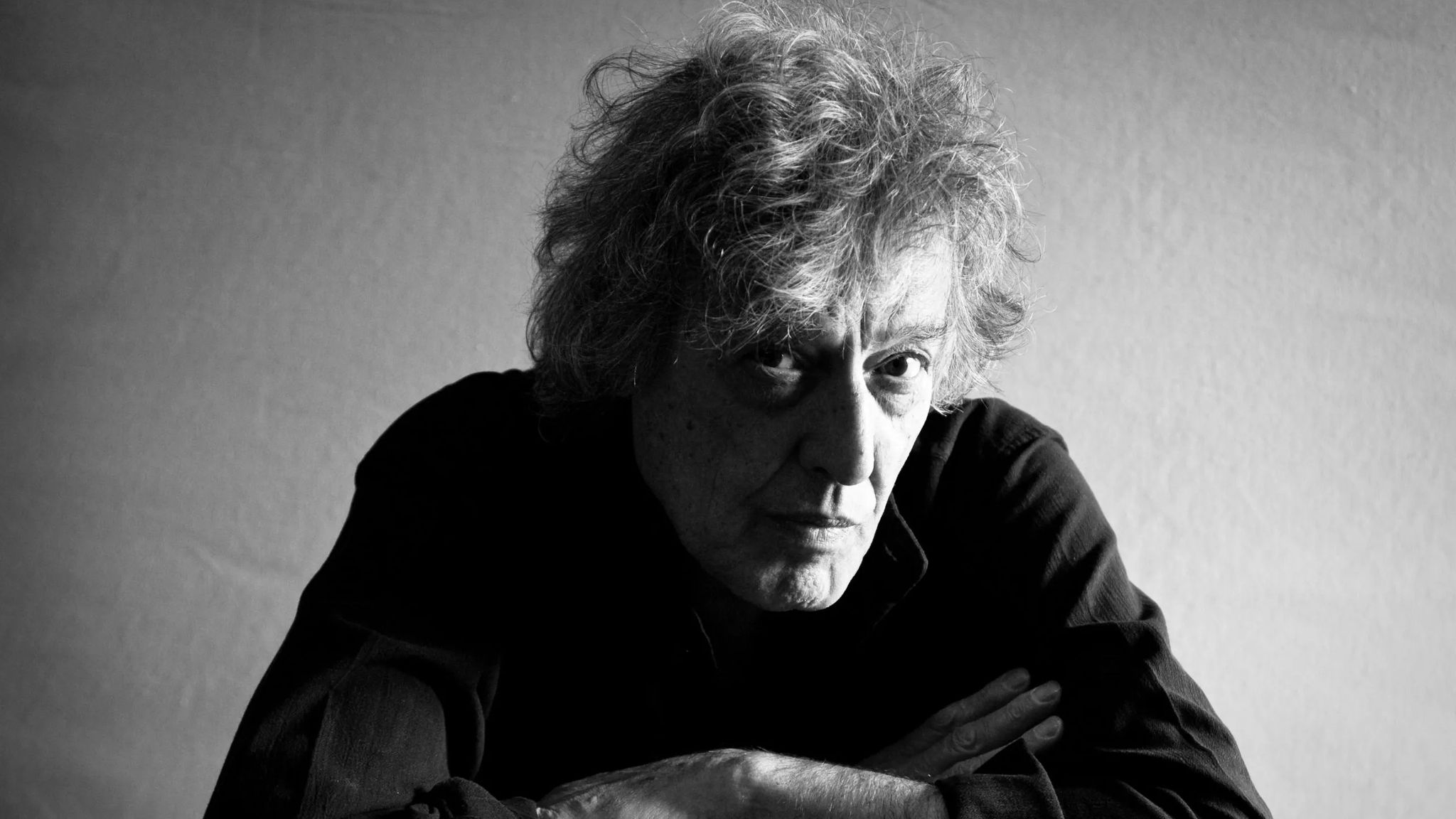 Legendary playwright Sir Tom Stoppard dies aged 88 | UK News | Sky News