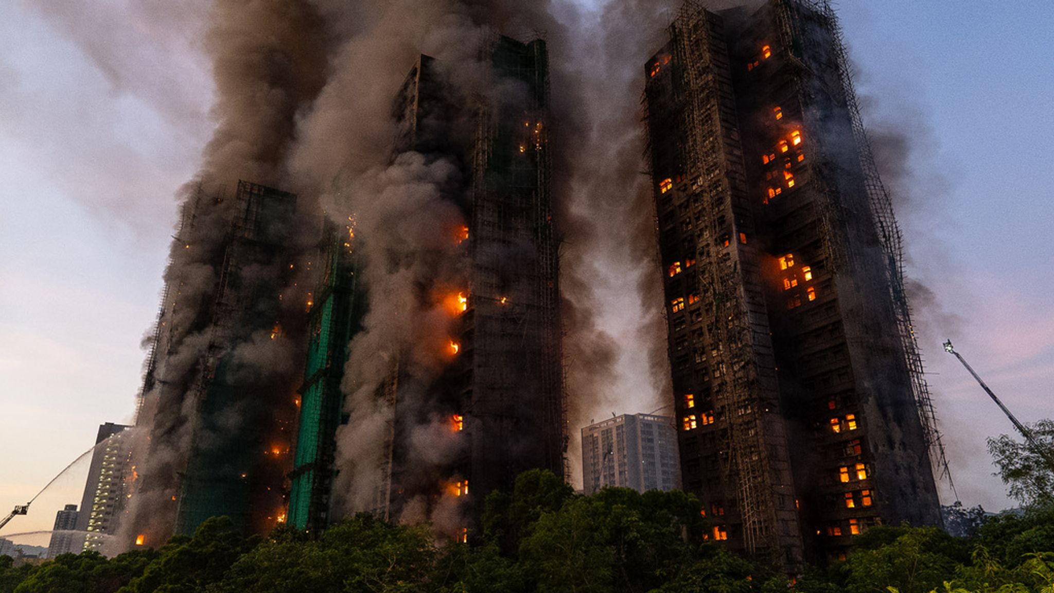 Death toll rises to 146 in Hong Kong apartment complex fire as more ...
