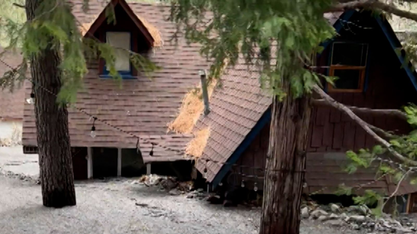 Heavy rain storms cause mudslides and floods in southern California ...
