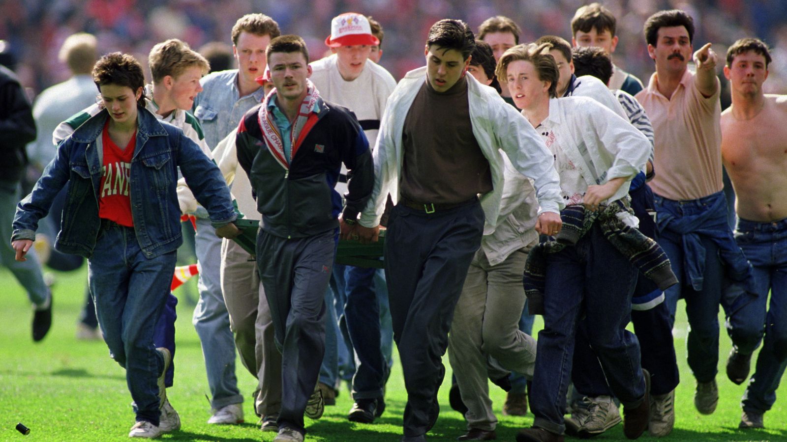 Hillsborough: Long-awaited report into Britain's worst-ever sporting ...