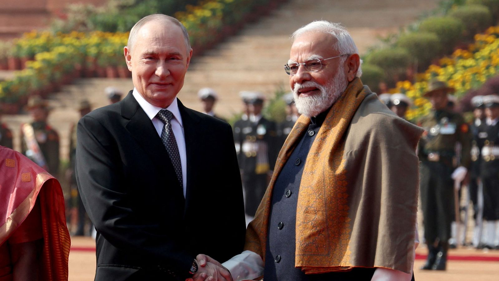 When Putin met Modi: What is the Kremlin trying to achieve in India ...