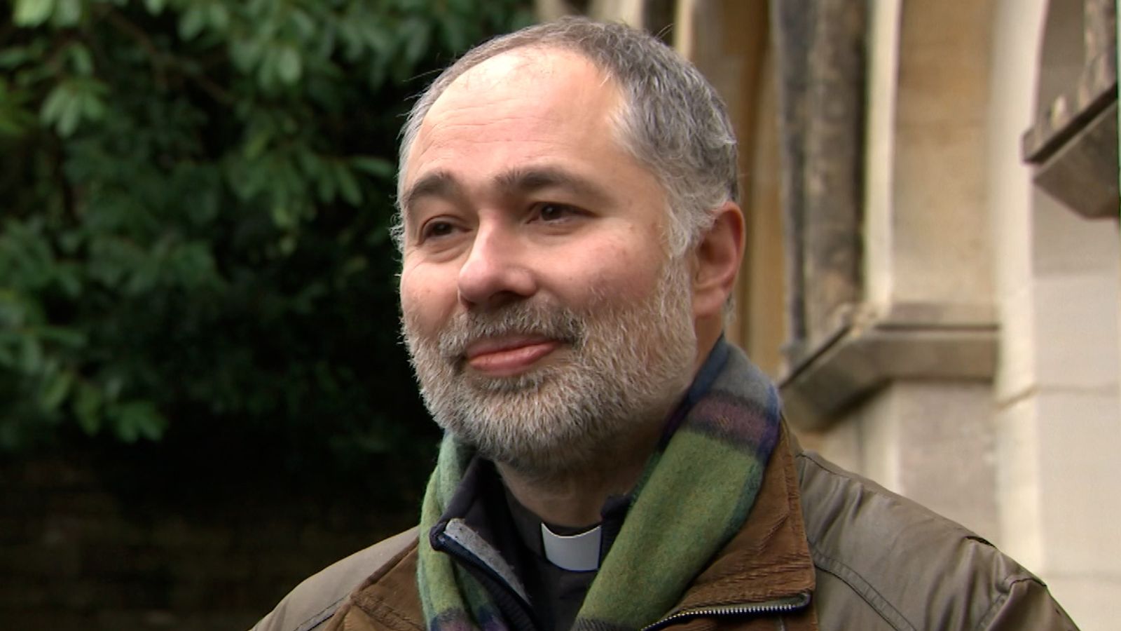 Vicar pays tribute after Boxing Day fire in Stroud kills mother and two ...