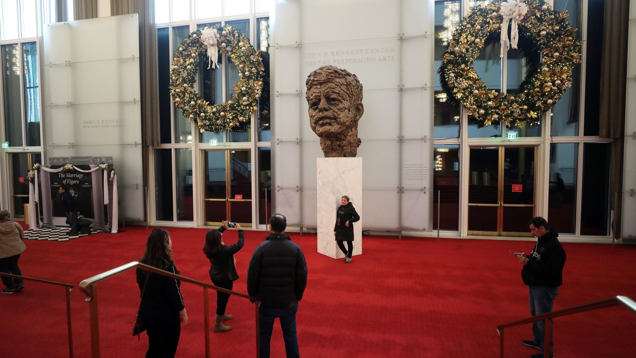 Trump-handpicked board votes to rename Kennedy arts building as Trump ...