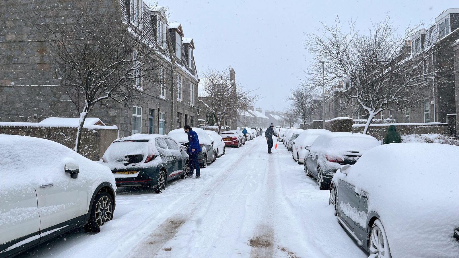 UK weather: Blizzard conditions forecast - and amber warnings in force ...
