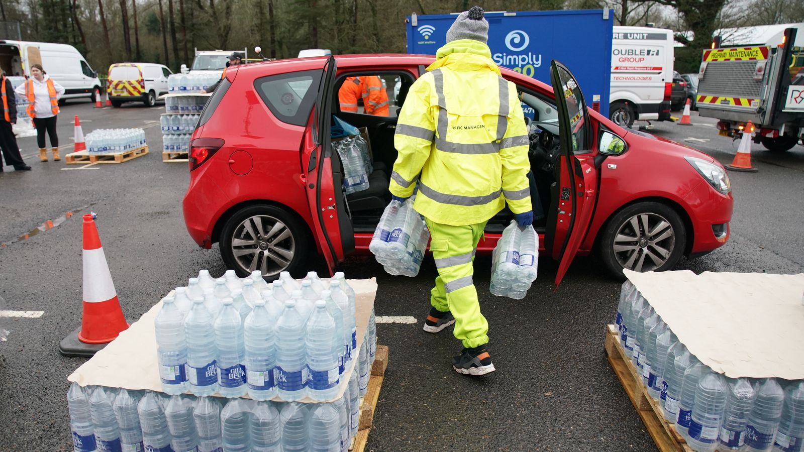 'Major incident' declared in Kent as thousands without water across ...