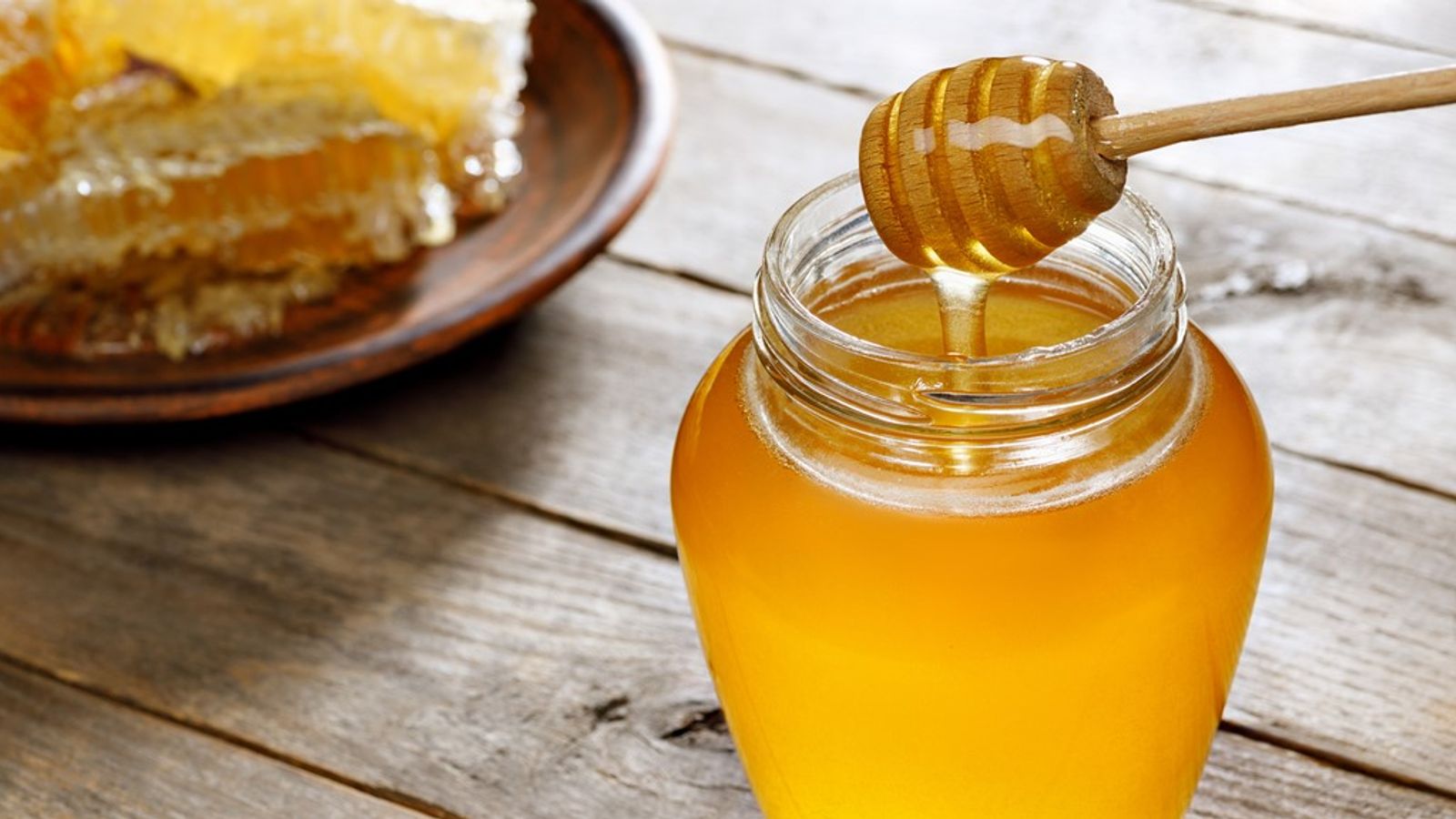 The problem with supermarket honey - and what you should be looking for ...