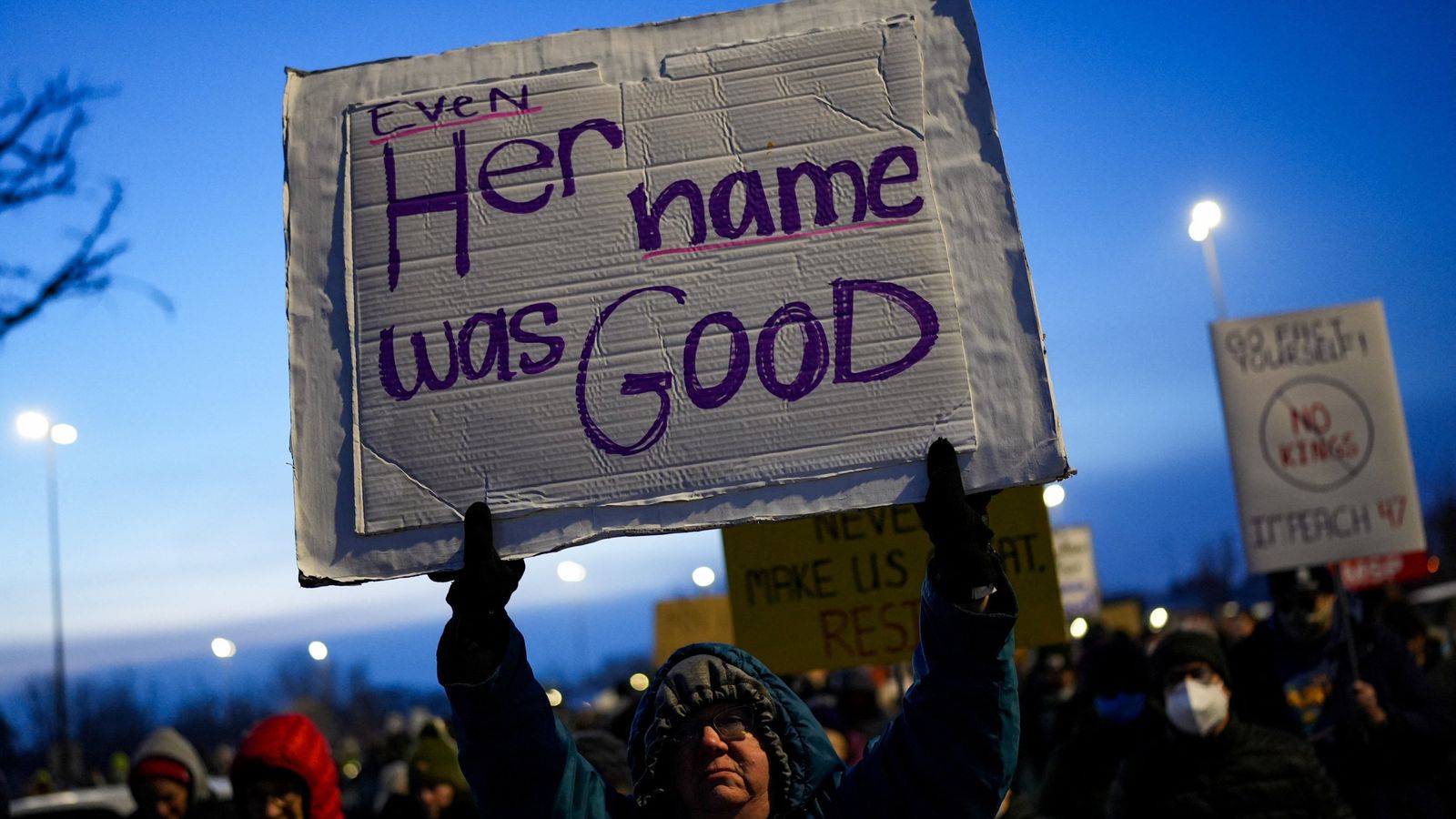 'You murdered a mother yesterday': Minneapolis protests against ICE ...