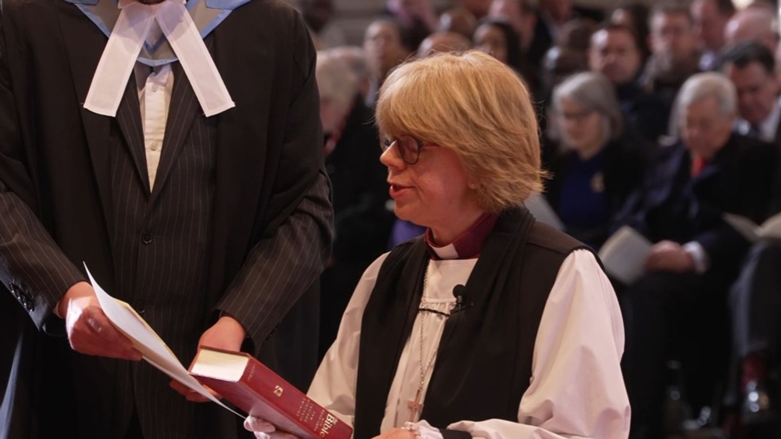 Archbishop of Canterbury latest: Dame Sarah Mullally becomes first ...