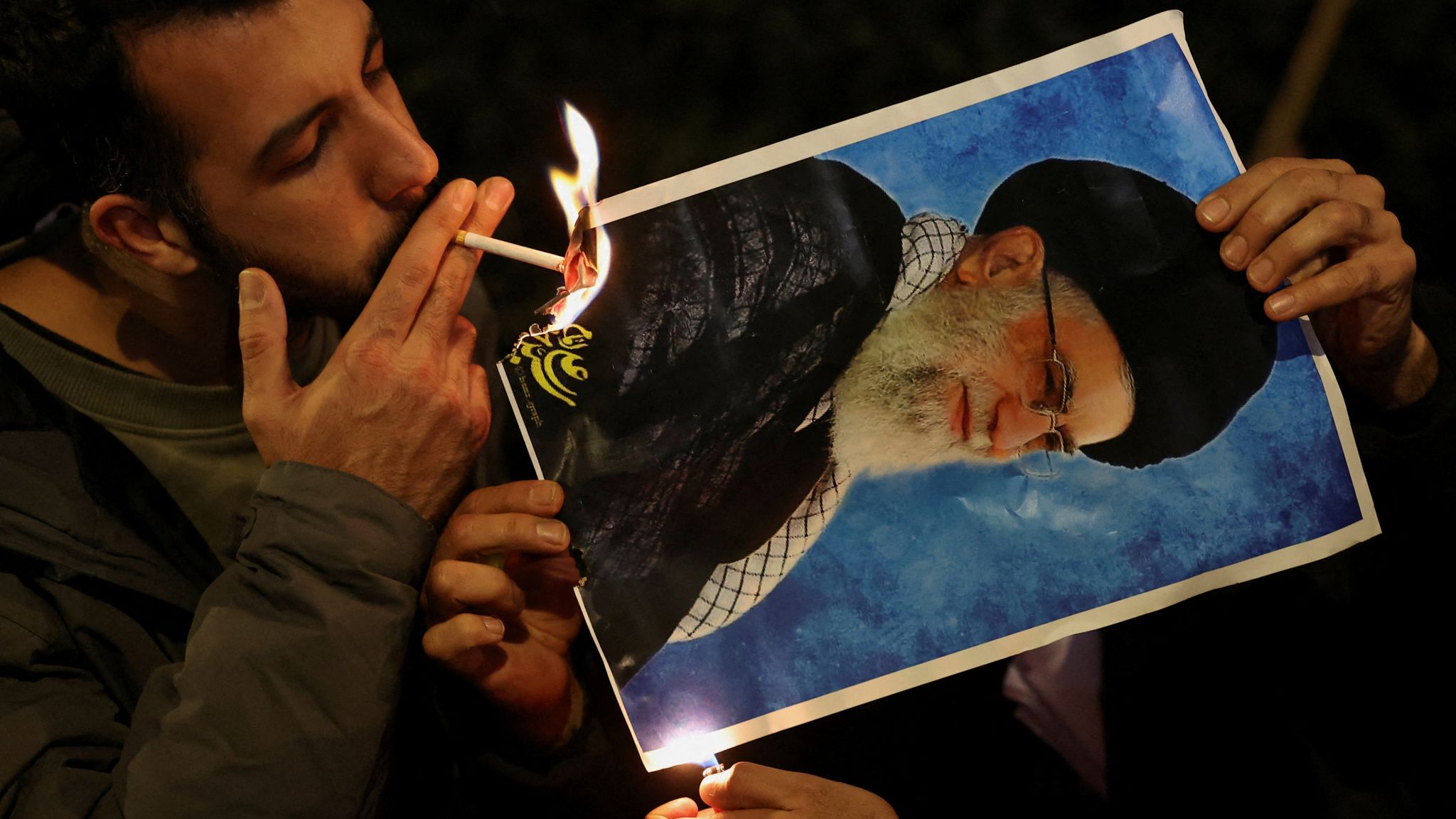 Iranian protester faces 'imminent execution', claims human rights group ...