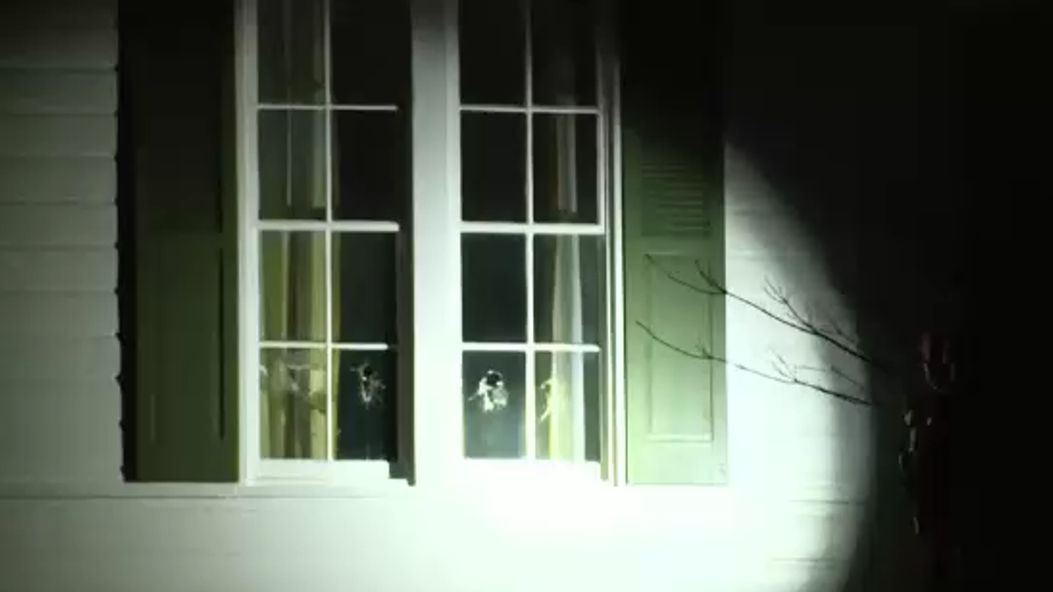 JD Vance says 'crazy person' tried to break into his home as 'windows ...