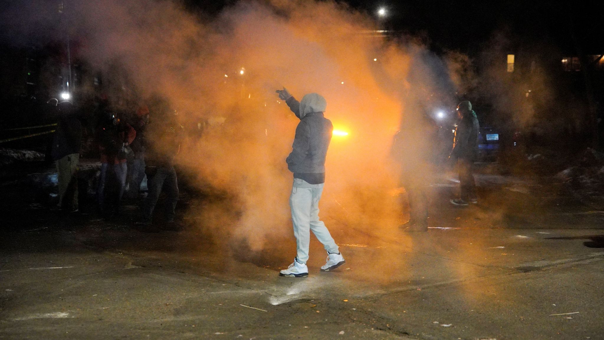 Minneapolis: Clashes in US city after second ICE shooting in space of ...