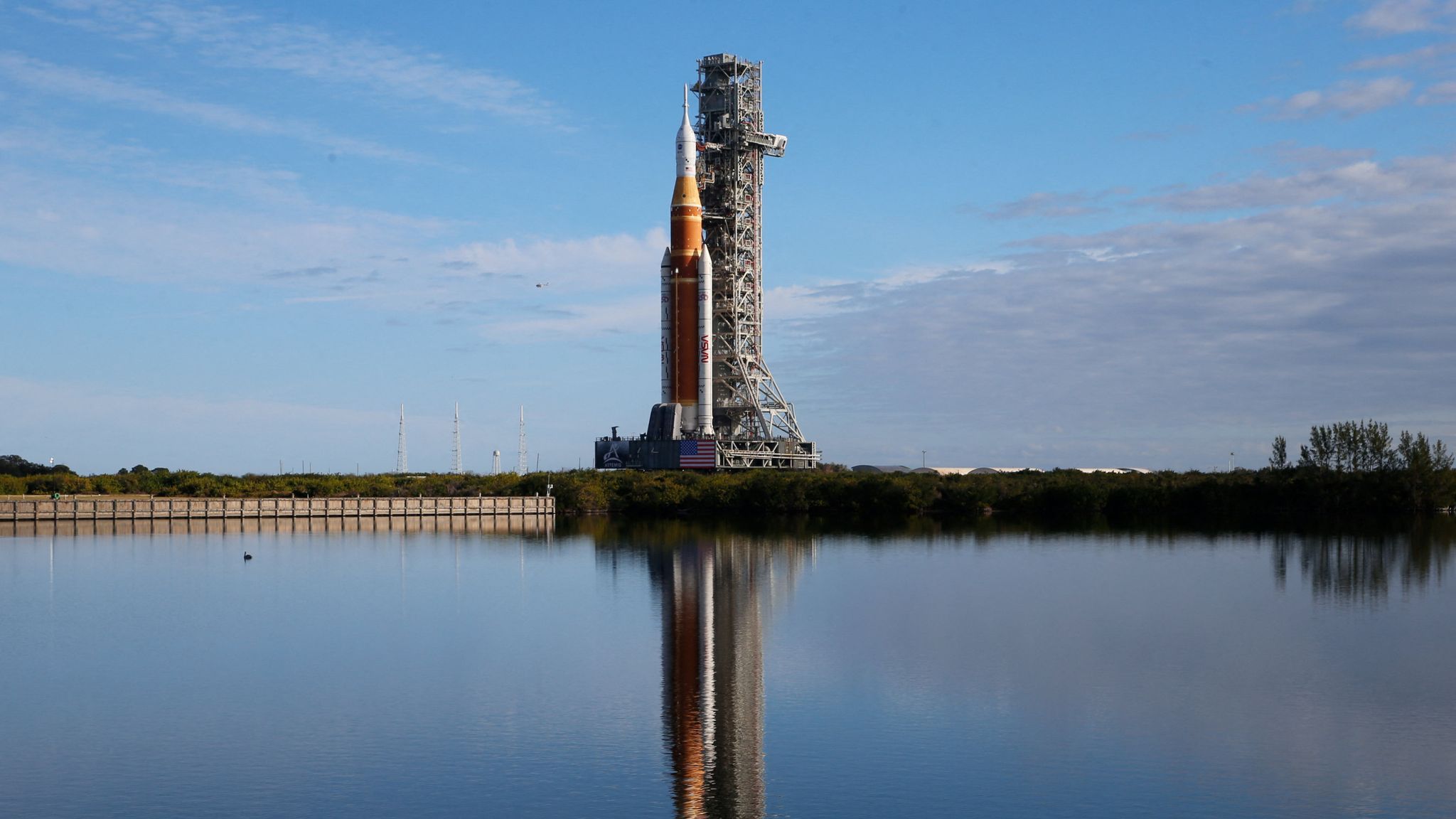 Huge NASA rocket reaches launch pad after painstaking 1mph journey ...